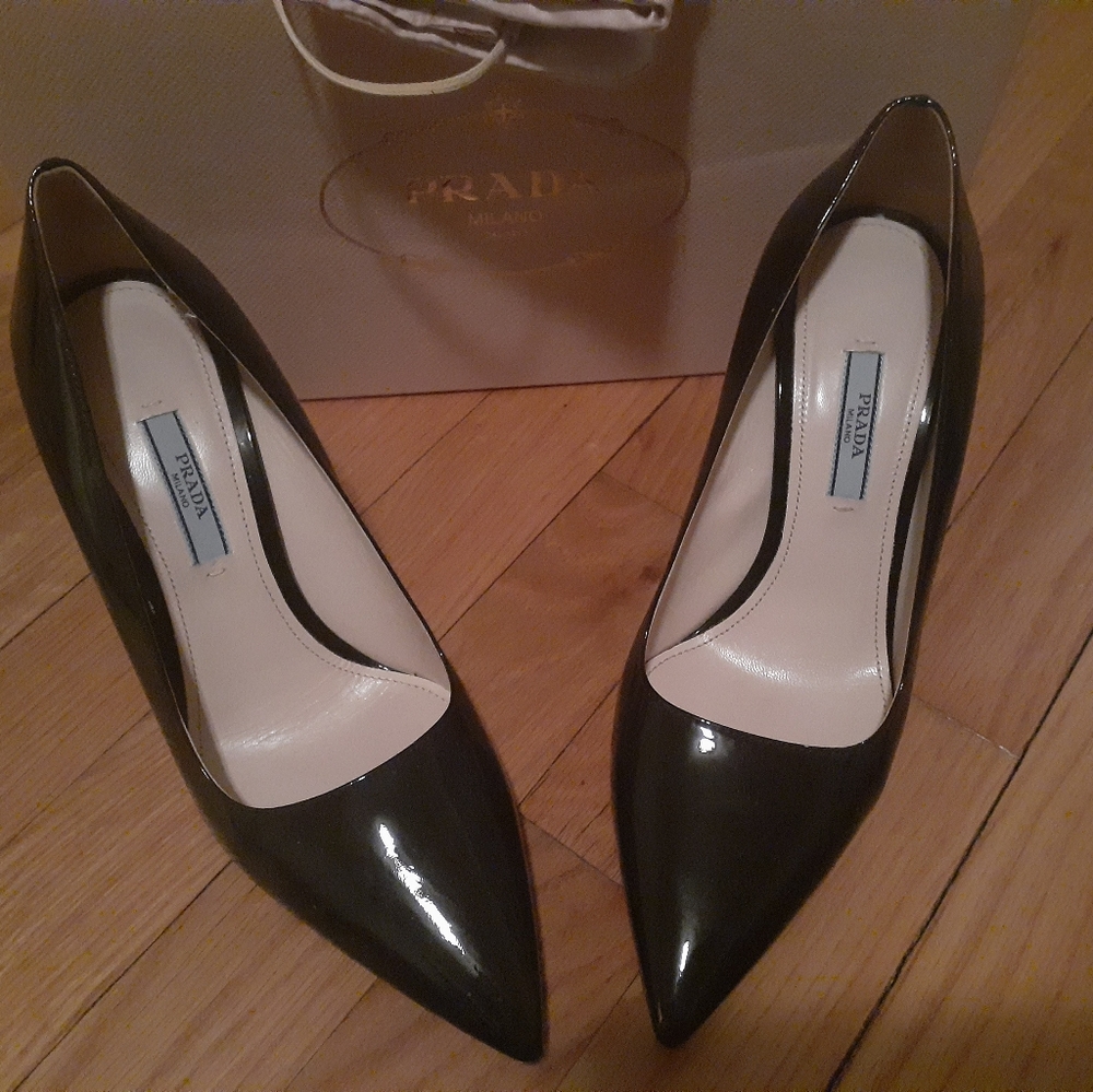 Beautiful Black Patent Leather Prada Heels - Gem